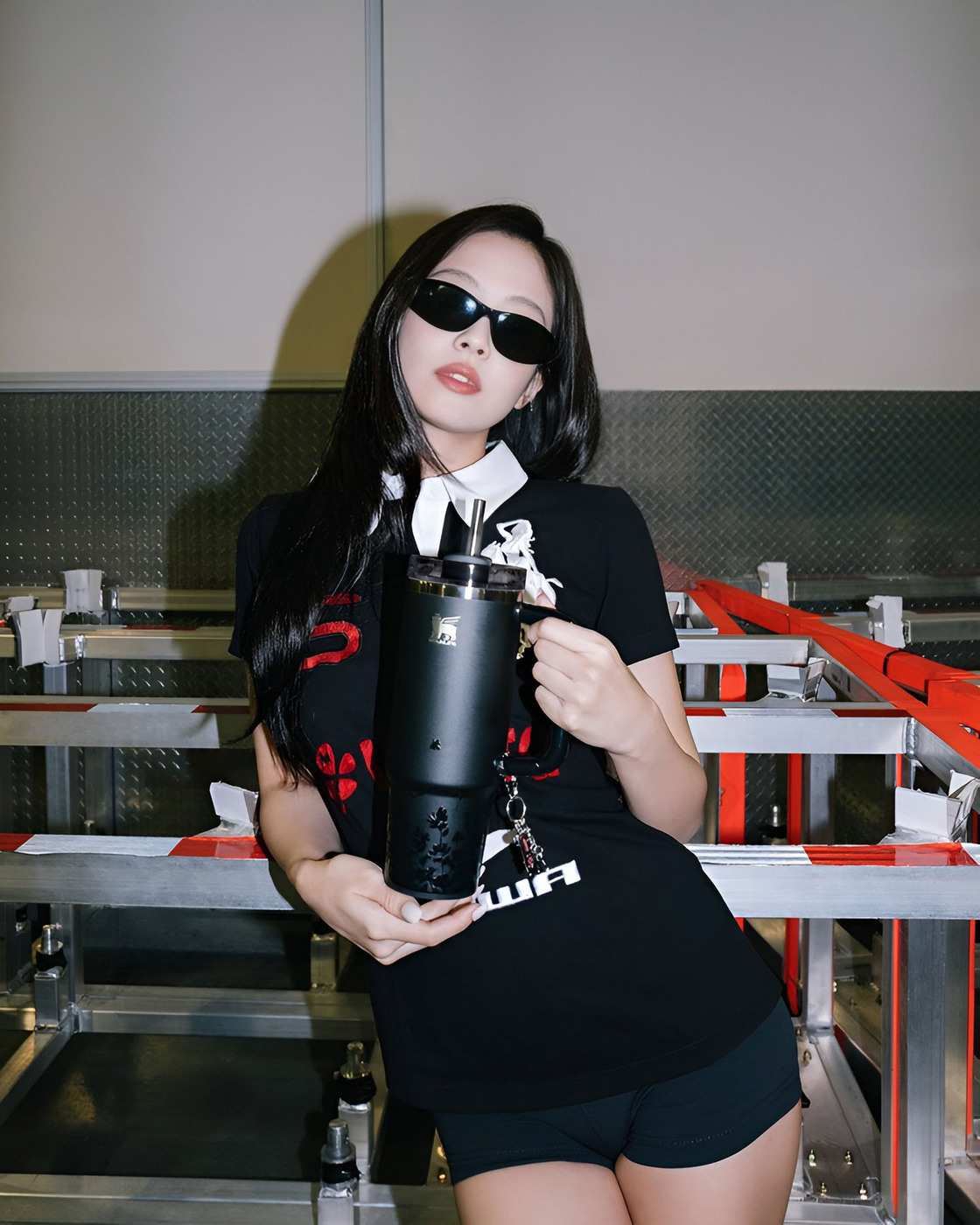 끝없는 젠득이의 축복 제니 X 스탠리 협업 실물 보여드립니다 | 패스트페이퍼 (Fastpaper)