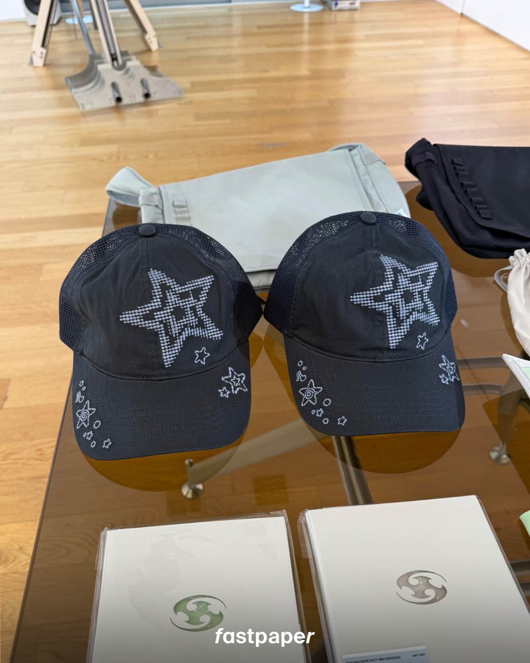 한남동에 연 NCT WISH X 산산기어 팝업, 어떤 아이템들이 있을까? | 패스트페이퍼 (Fastpaper)