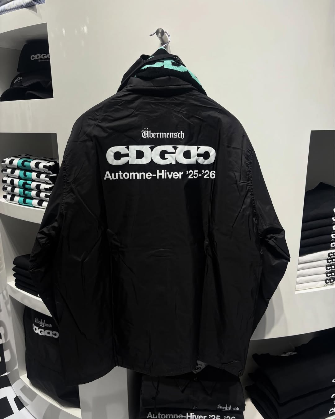 CDG X 위버멘쉬가 왔습니다. 오픈런 가보자고 | 패스트페이퍼 (Fastpaper)
